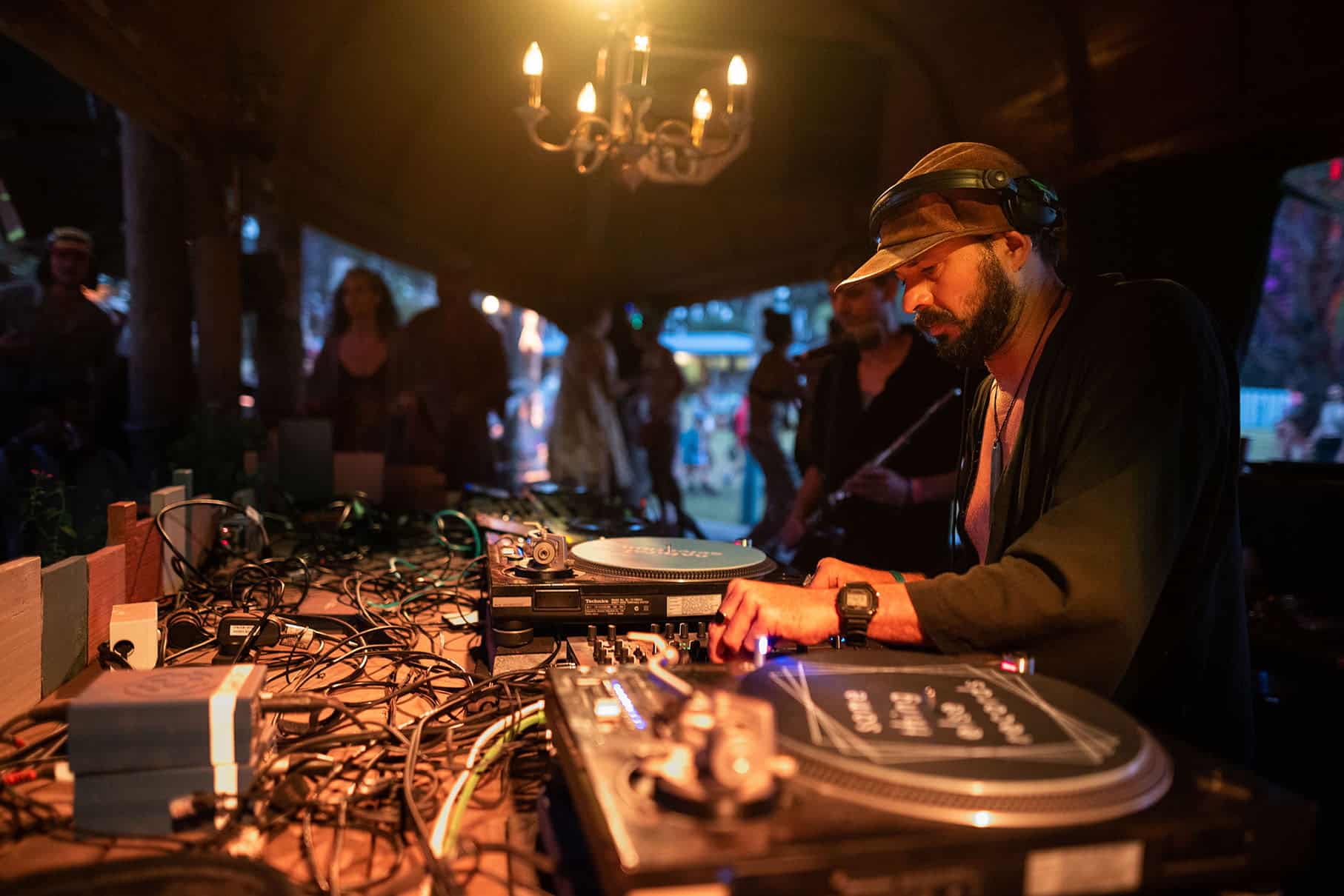 Logan Baker ft.Geo Seato - live ON AIR